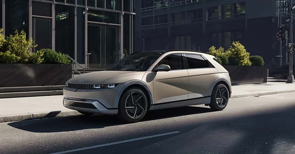 What the end of the Federal EV Tax Credit Means to Hyundai Shoppers
