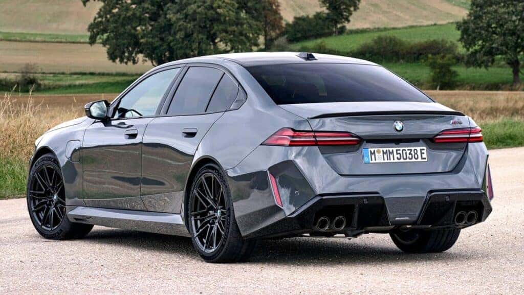2026 BMW M5: Record Hybrid Efficiency | BMW of Northwest Arkansas