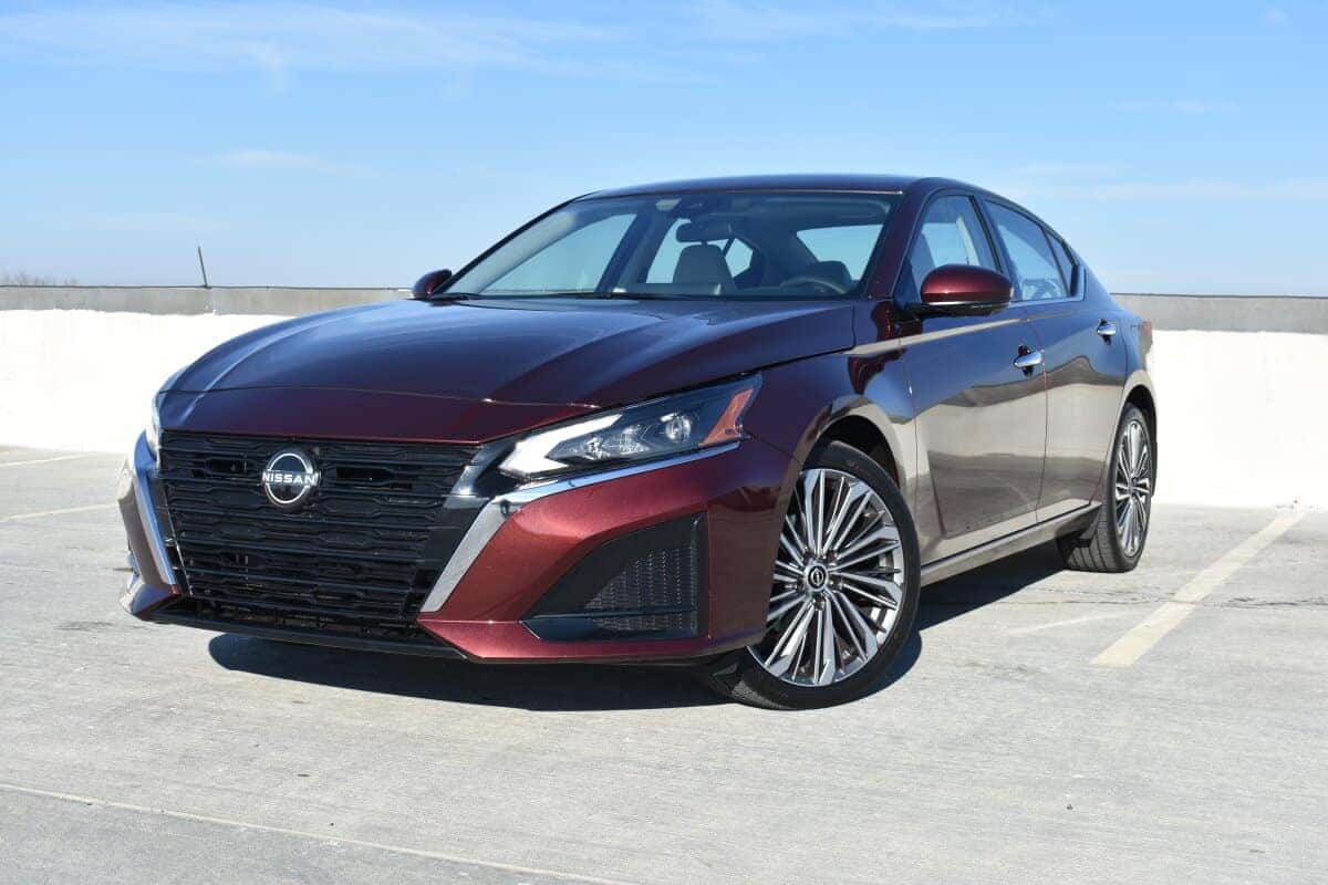 Nissan Altima Trims | Edwards Nissan