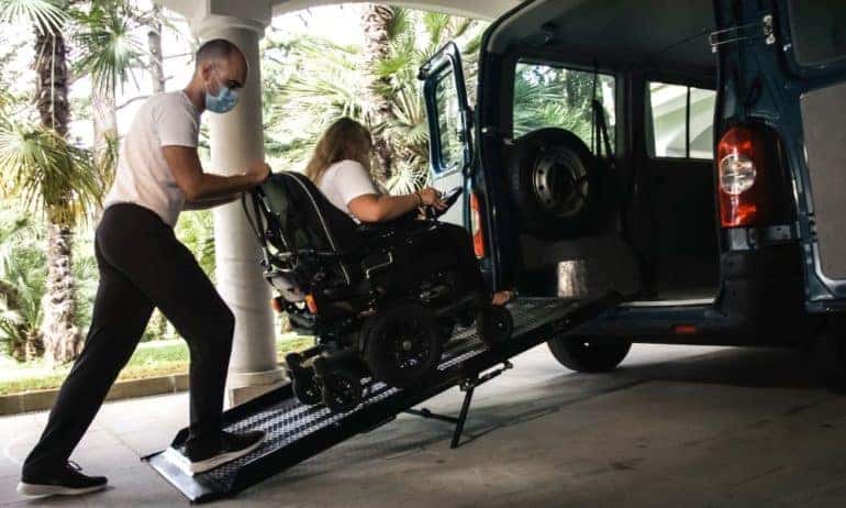 Driving a Wheelchair Accessible Van: 5 Tips for Beginners | Mike Erdman ...