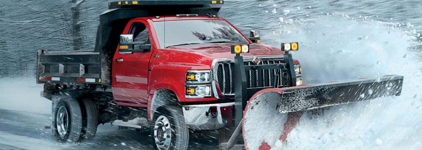 International CV vs. Ford F-550 | Rechtien International Trucks