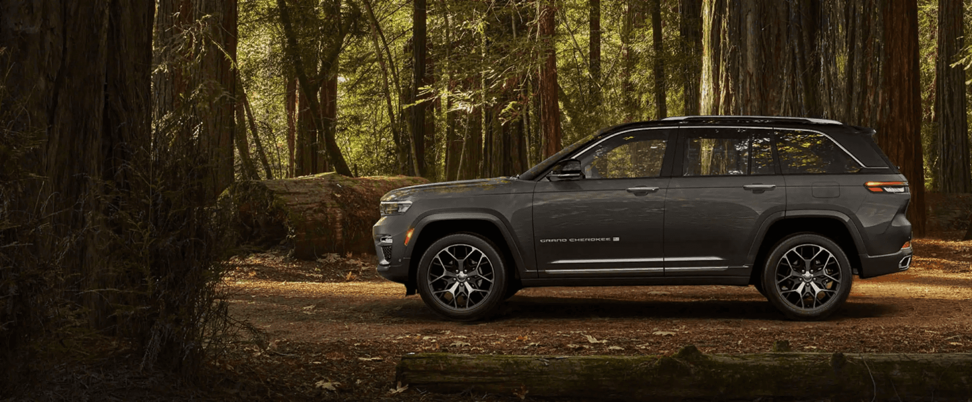 Which Jeep® Midsize SUV Is Best for Me? | Woodhouse Chrysler Dodge Jeep RAM