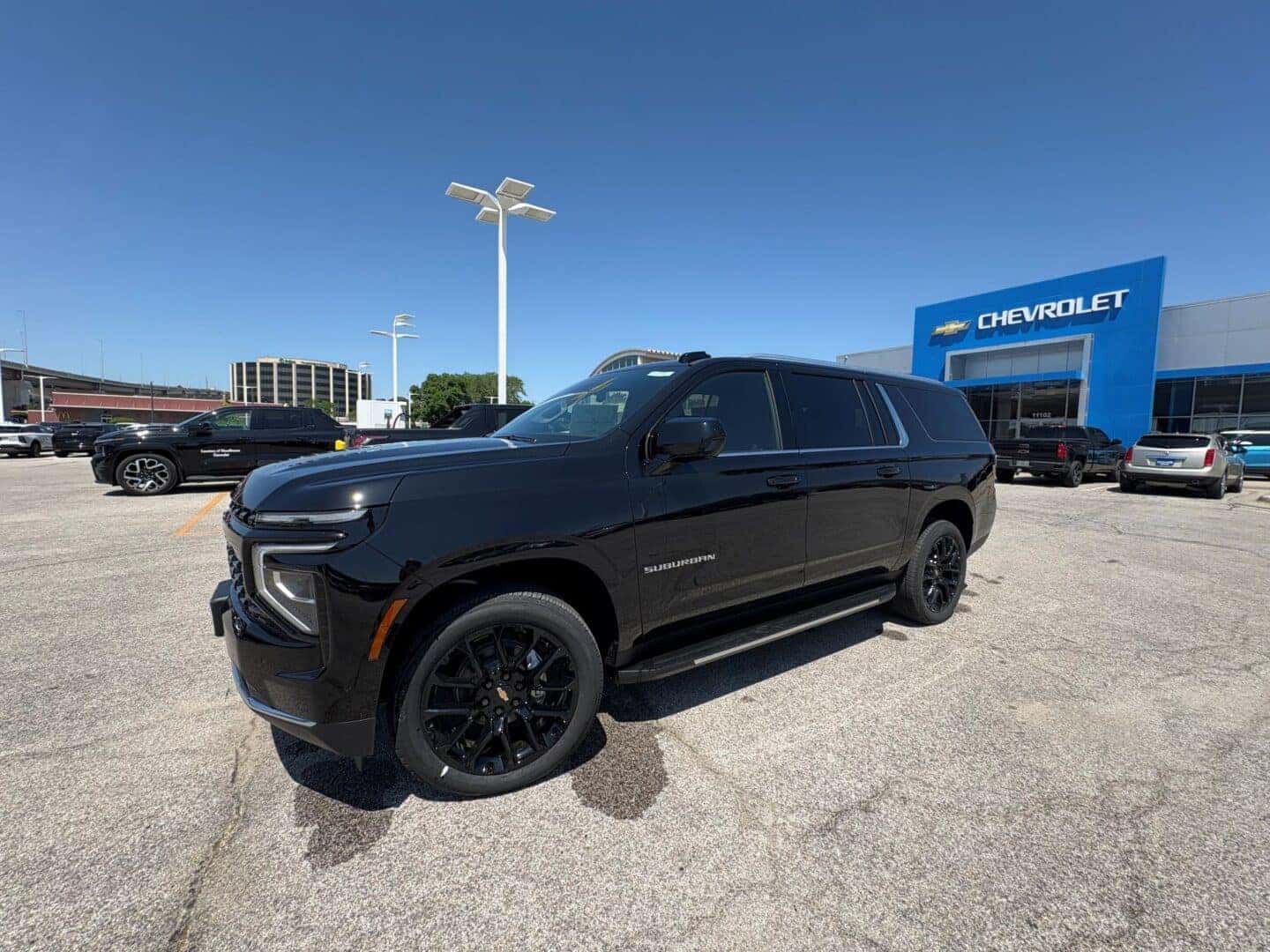 Explore the 2025 Chevrolet Suburban LS at Woodhouse Chevrolet Omaha ...
